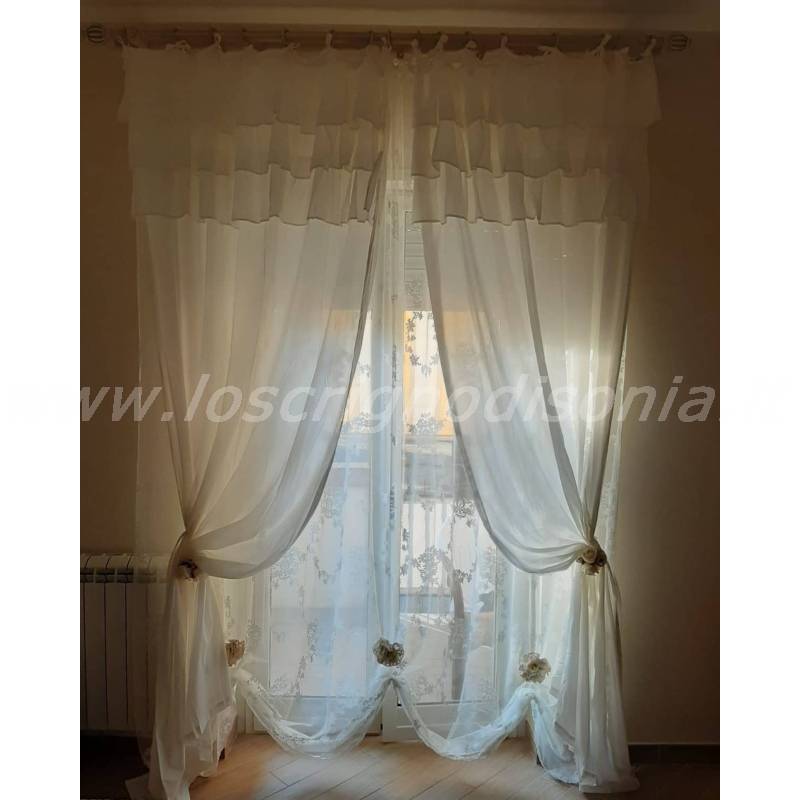 Come scegliere le tende in pizzo per la tua casa al mare?